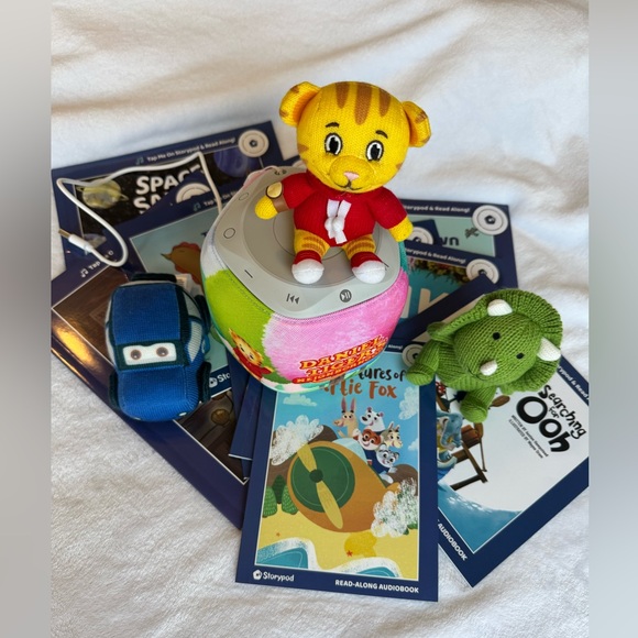 storypod | Other | Special Daniel Tiger Edition Storypod With 3 ...